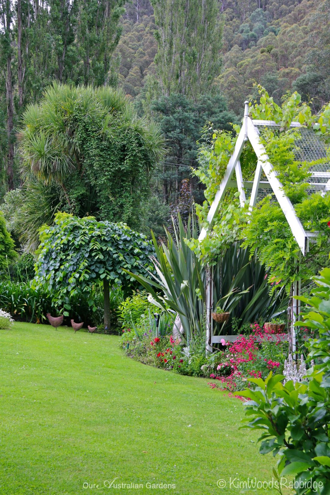Gardens of Lucindale: Lucaston Tasmania – Our Australian Gardens